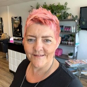 Adrienne Mills's Instagram, Twitter & Facebook on IDCrawl